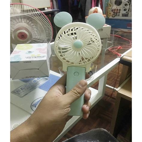 ส่งด่วน 1 วัน Portable Fan พัดลมพกพา Usb ใส่ถ่าน Handy Mini Fan ส่งฟรี B7 Box Thaipick