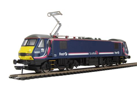 Hornby R3053 Class 90 90021 In First Scotrail Livery With Hattons