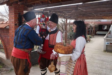 Започват кукерските празници в населените места на община „Тунджа“ — Радио и ТВ 999 новини от