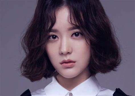 연예인 부부 청담동 미용실 350만원 먹튀 논란에 기성용 전여친 배우 양진성 근황 재조명누구