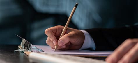 Заявление на увольнение по собственному желанию образец 2025 как правильно писать