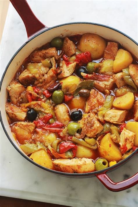 Poulet Aux Poivrons Pommes De Terre Et Olives En Sauce Tomate Mamie