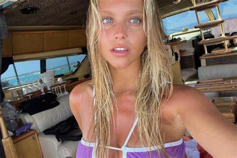 Vriendin Van Lando Norris Steelt Harten In Het Paddock