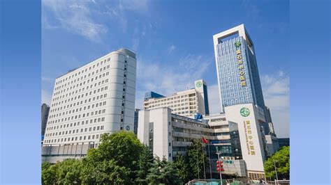 黄石市中心医院官网
