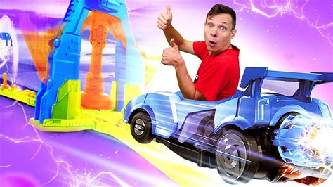 Машинки мультфильма Легенды Спарка: включай улетные гонки! Федор играет ...