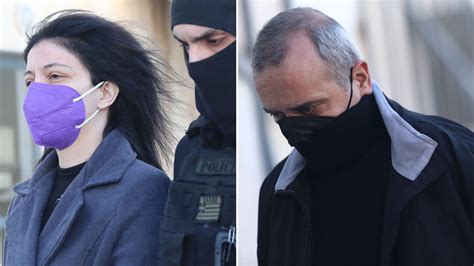 Η ΜΑΝΑ ΘΑ ΤΑ ΠΛΗΡΩΣΕΙ ΟΛΑ ΚΑΙ Ο ΜΙΧΟΣ ΘΑ ΒΓΕΙ “ΛΑΔΙ” ΤΗΝ ΕΝΟΧΗ ΤΗΣ ΓΙΑ ΕΚΠΟΡΝΕΥΣΗ ΤΗΣ 12ΧΡΟΝΗΣ