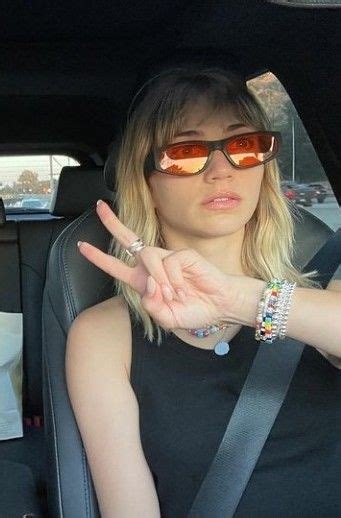 Pin De Lalo Cruz En M Emily Rudd Mujeres Fotos De Perfil Whatsapp