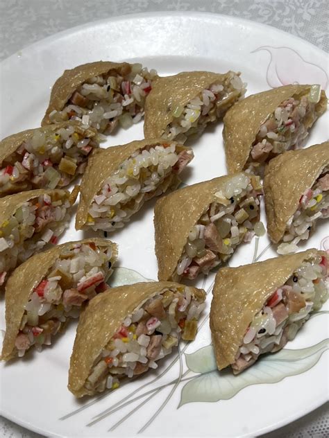 새콤달콤 유부초밥 푸짐하고 다양한맛