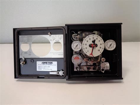 Ametek Model 40 Pneumatic Pressure Controller 11kj5120 3090bl