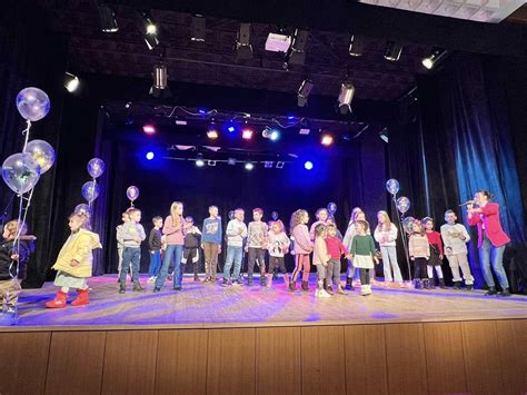 Казанлък инфо ОБЩИНА КАЗАНЛЪК ПОДАРИ ПРАЗНИК ЗА ДЕЦАТА НА СВОИТЕ