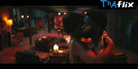 Kelly Rowland Breasts Scene In Mea Culpa