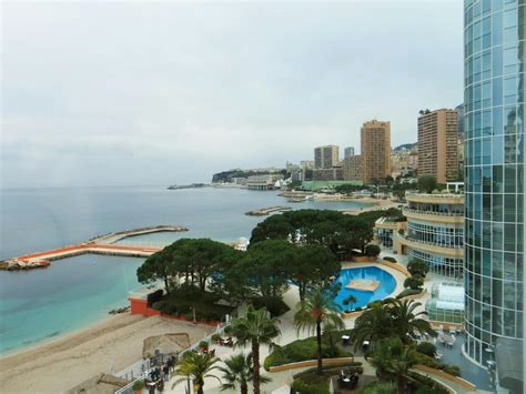 강가 건축 설계 경치 좋은 전망 고급 리조트 고급스러운 라이프 스타일 고층 건물 관광 도시 경관 도시 관광 도시 풍경 라르보토 라보토 해변 르 메르디앙