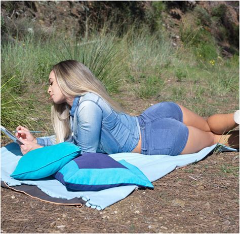 All Sex K2S FJ Outdoor Painter Briana Banderas Uses Lumberman For Sex GP1639 12 20 20