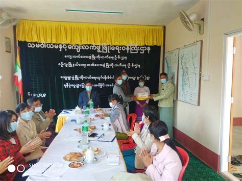 လွိုင်လင်မြို့၊ ရတနာစည်၊ အမှတ် ၂ ကျောင်းပြင်ပပညာရေးကျောင်းတွင် စာဖတ်ရ