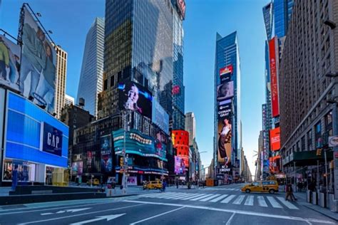 Кметът на Ню Йорк отмени полицейския час в града