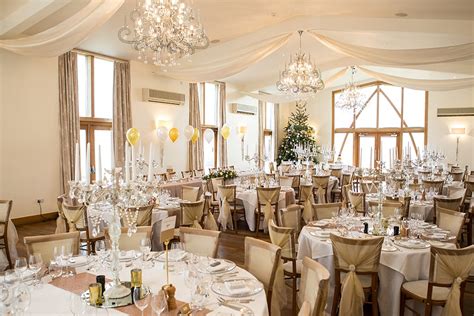 Look Out 12 Differently Styled Banquet Hall Settings For Your Event