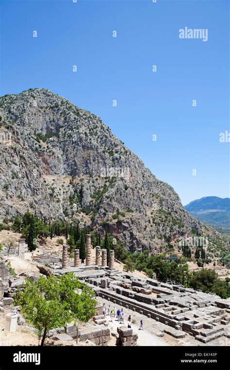 Delphi Apollo Temple Stock Photo Alamy