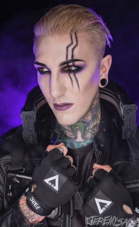 Pin By Olja Volkova On Chris Motionless Chris Motionless Makeup Motionless In White Chris