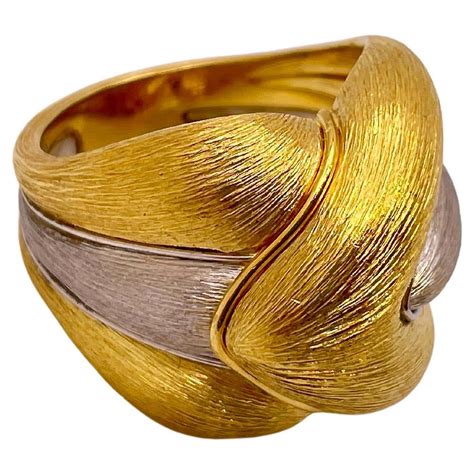 Henry Dunay 18k Yellow Gold Platinum Textured Ring For Sale At 1stdibs
