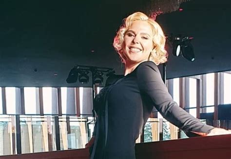 Пелагея сделала первую фотосессию в купальнике после увеличения груди