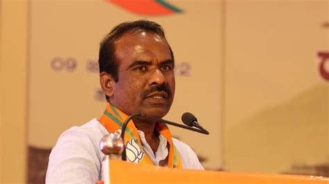 ಗ್ಯಾರಂಟಿ ಯೋಜನೆಗಳ ಸ್ಪಷ್ಟತೆ ಹಣಕಾಸು ಕ್ರೋಢೀಕರಣ ಮಾಹಿತಿ ನೀಡಲು ಎನ್ ರವಿಕುಮಾರ್ ಆಗ್ರಹ Mlc N Ravi Kumar