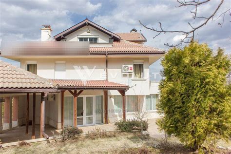 Къща Бояна Триетажна къща 350 кв м РЗП 800 кв м двор Къщи Вили Бояна София ПРИРОДА С