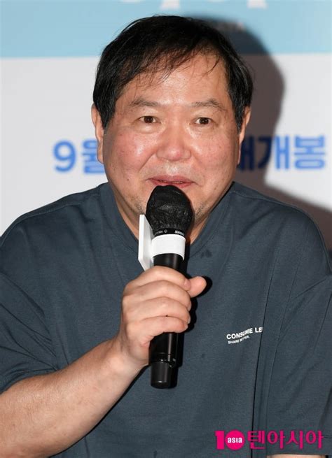 Ten 포토 이성강 감독 스크린 엑스로 시원하게 봐 주세요 텐아시아