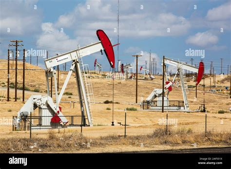 Kern River Pipeline Hi Res Stock Photography And Images Alamy