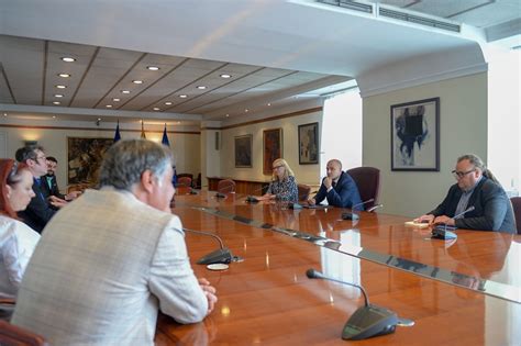 Премиерот Ковачевски од средбата со ЦИВИЛ Градиме просперитетно општество со еднакви можности