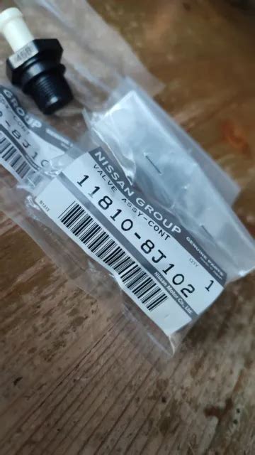 GENUINE NISSAN (118108J102) PCV VALVE now with new '0' Ring. Elgrand ...