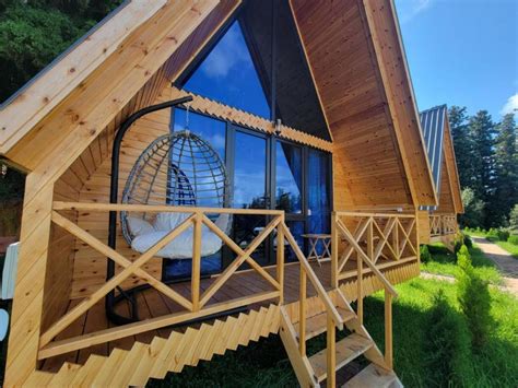 კოტეჯი თემა Georgian Travel Guide