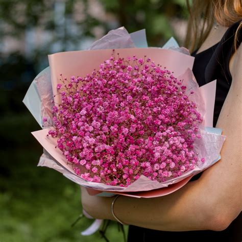 Букет средний из розовой гипсофилы купить в СПб Доставка недорого Официальный сайт Цветы Опт