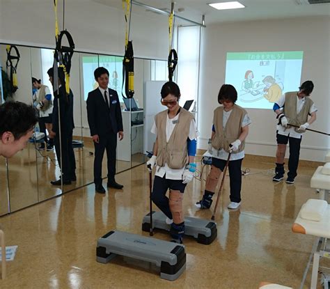 おおつか整形外科blog 高齢者疑似体験の院内研修を行いました！ 熊本市東区の整形外科｜おおつか整形外科｜スポーツ整形外科