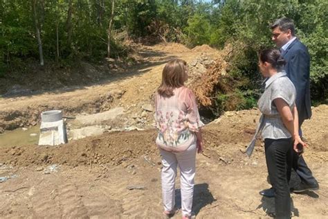 Министър Виолета Коритарова провери строителството на магистрала „Хемус