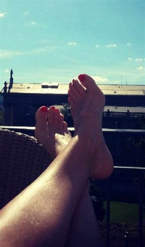 Sophia Di Martinos Feet Sophia Di Martinos Feet