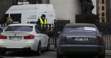 В Україні знизилося розмитнення євроблях Твоя МАШИНА