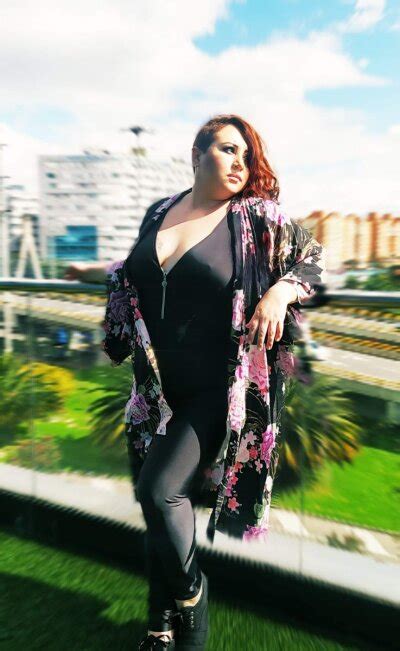 Laurenzahir Stripchat Webcam Model Profile And Free Live Sex Show