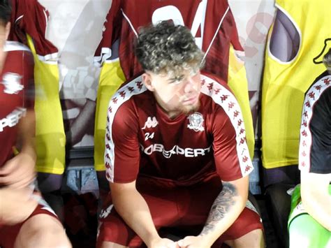Rezervă în Rapid Cfr Cluj Andrei Borza și A Etalat Noul Tatuaj De Ce N A Fost Titular în