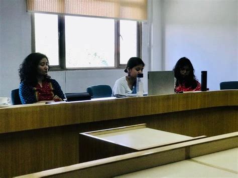 Mp Idsa On Linkedin Centre Meeting Ms Simran Goyal Intern Non Traditional Security Centre