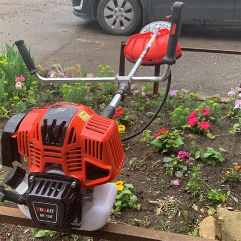 Триммер бензиновый 4-тактный – купить в Москве, цена 8 900 руб., дата ...