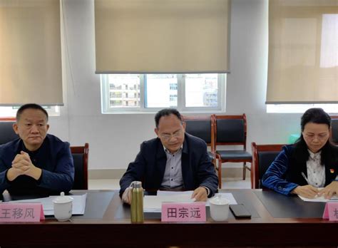 校关工委到我院开展创建五好关工委年度中期检查工作 遵义医科大学护理学院