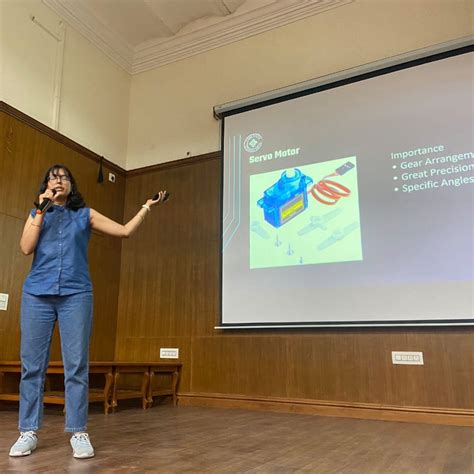 Ieee Uvce Solve A Maze Workshop Ieee Uvce Yantrik Had Conducted Solve