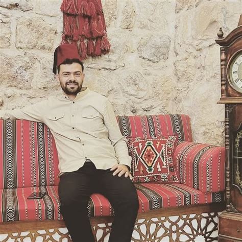 Mohammad Hussein Mohammad Hussein • Threads Say More