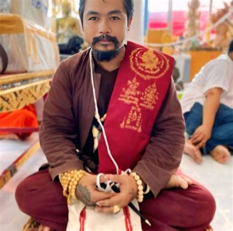 ရီနေရ အူတက်နေပြီ တစ်ကားလုံးအခွီး 🤣🤣 အပိုင်းဆက် ၂၂ ဂိုဏ်းစတားဖြစ်သော်လဲ ဂိုဏ်းချုပ်က ဆယ်တန