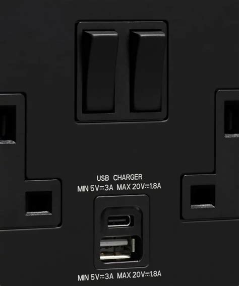 Black Double Socket With Usb And Usb C Dowsing And Reynolds