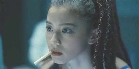 「水雞光」朝比奈彩人氣急升ig暴增 九頭身完美身材 趣味新聞 Plus28 Powered By Discuz