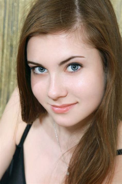 Marta E Cute Wallpics Net Wallpapers Photos Pictures Backgrounds