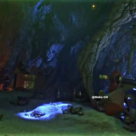 Шинэ жилээр өмсөх хувцас олдохгүй байх үед By Оюуны Хөрөнгө Оруулалт Академи