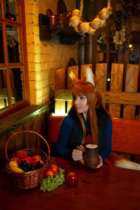 Cosplay Horo Spice And Wolf By Naoko Hime Rspiceandwolf