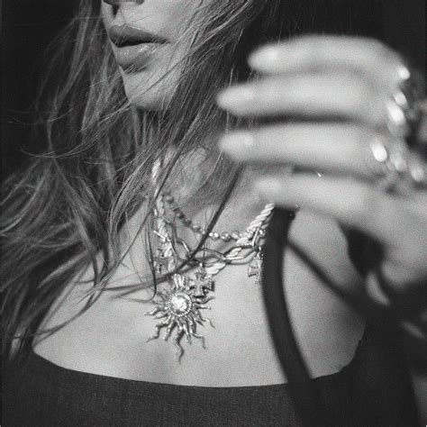 Necklace “arev” Black